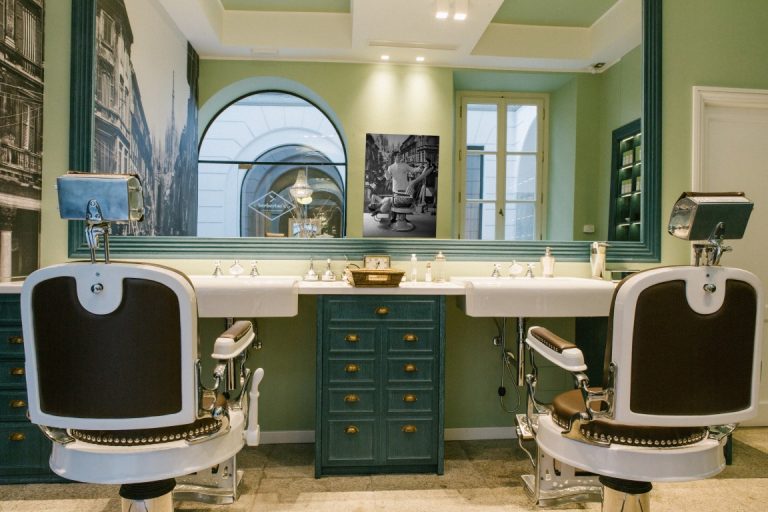 Sicilian barbers in Milan - Barberino's - Idressitalian