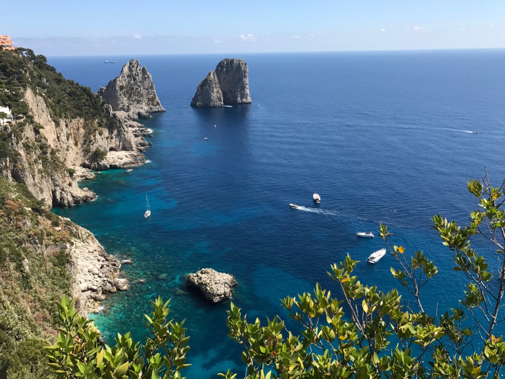 The 10 best tips for a divine stay in Capri - Idressitalian